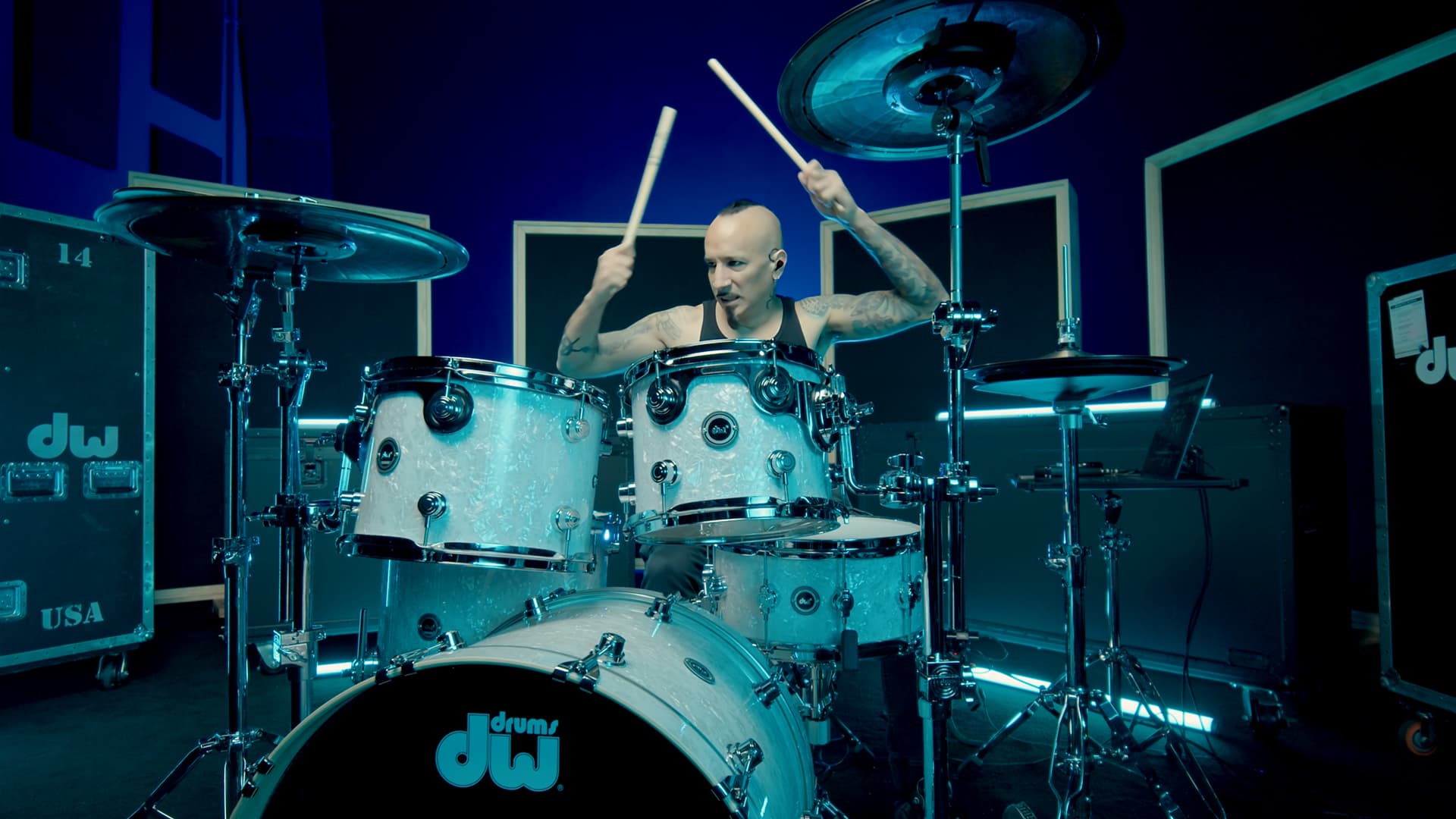 DWe | Drum Workshop Inc.