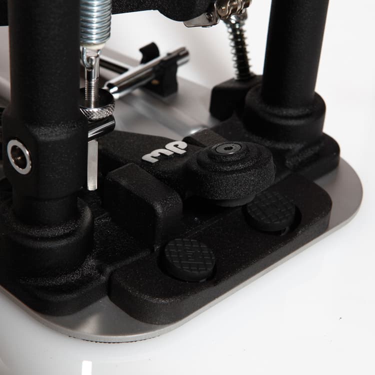 9000 Single Bass Pedal | Drum Workshop Inc.