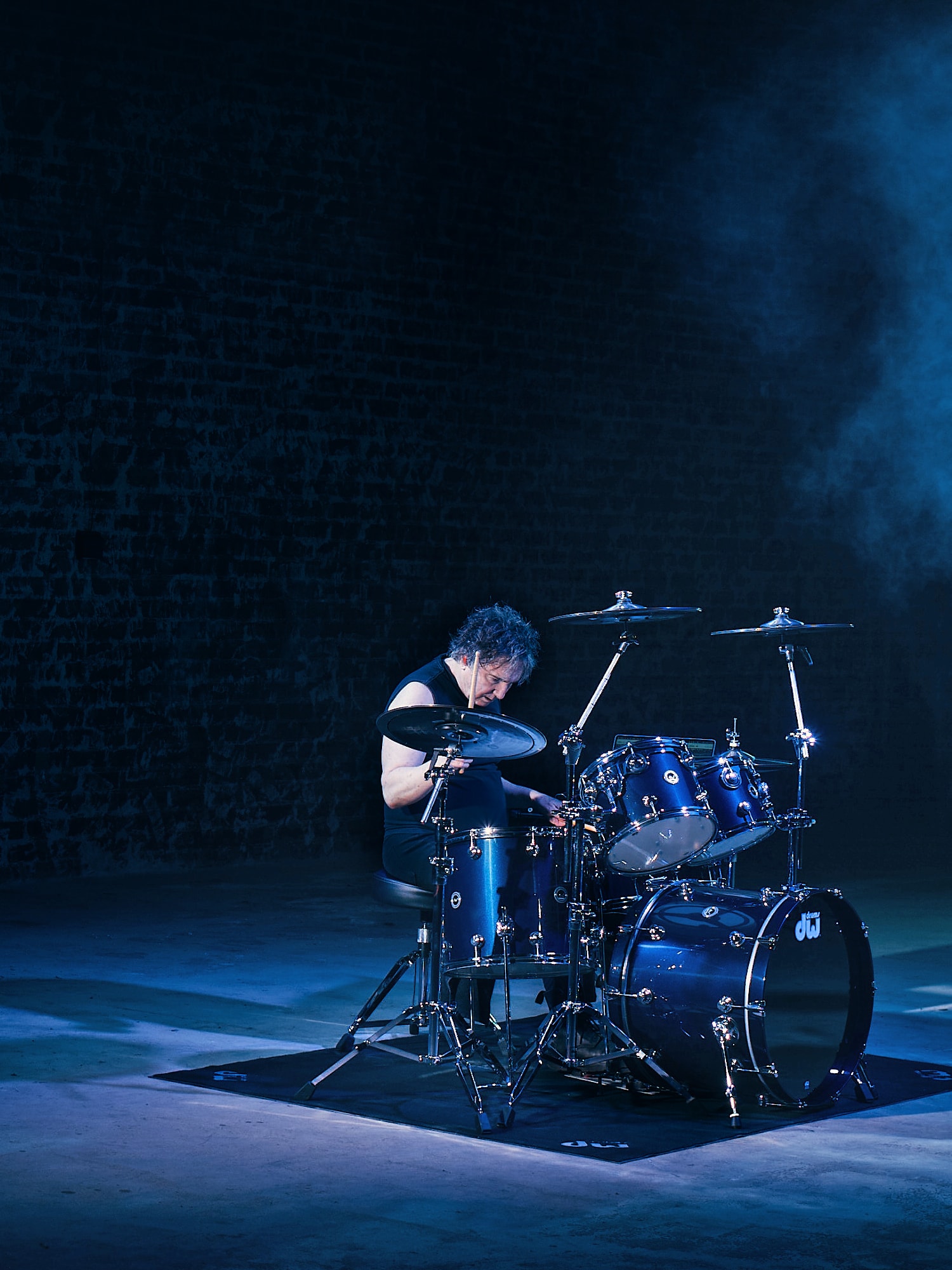 DWe | Drum Workshop Inc.