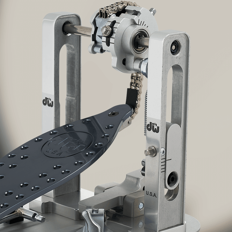 DW MFG Chain Drive Single Pedal | Drum Workshop Inc.