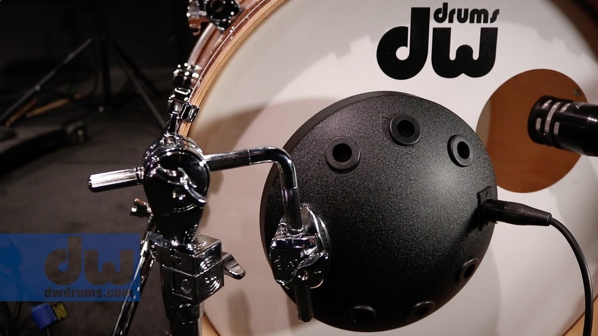 DW Next Generation Moon Mic with Stand | Drum Workshop Inc.